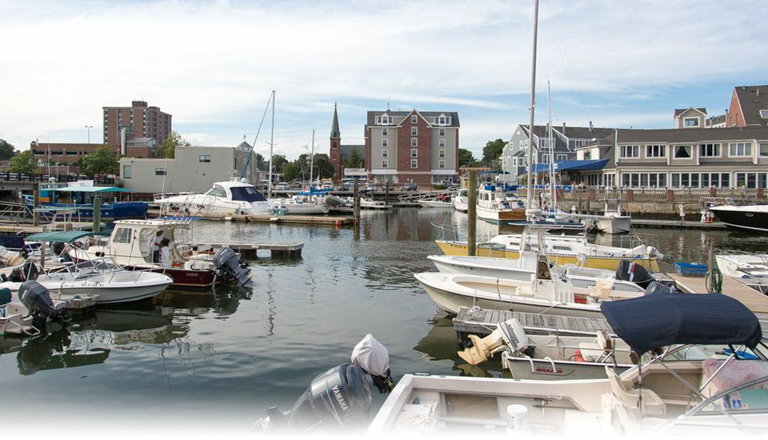 Salem Waterfront Hotel & Suites :: Marina